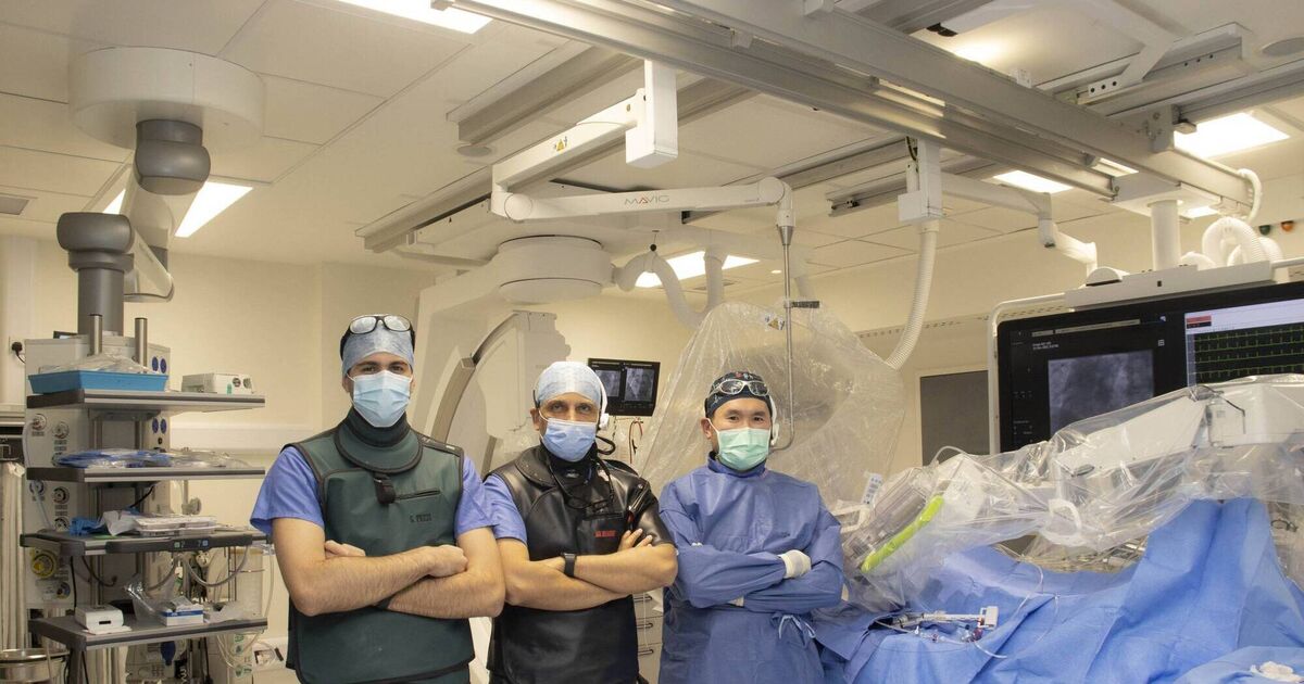 First robotic-guided heart surgery in UK and Ireland takes place in Galway