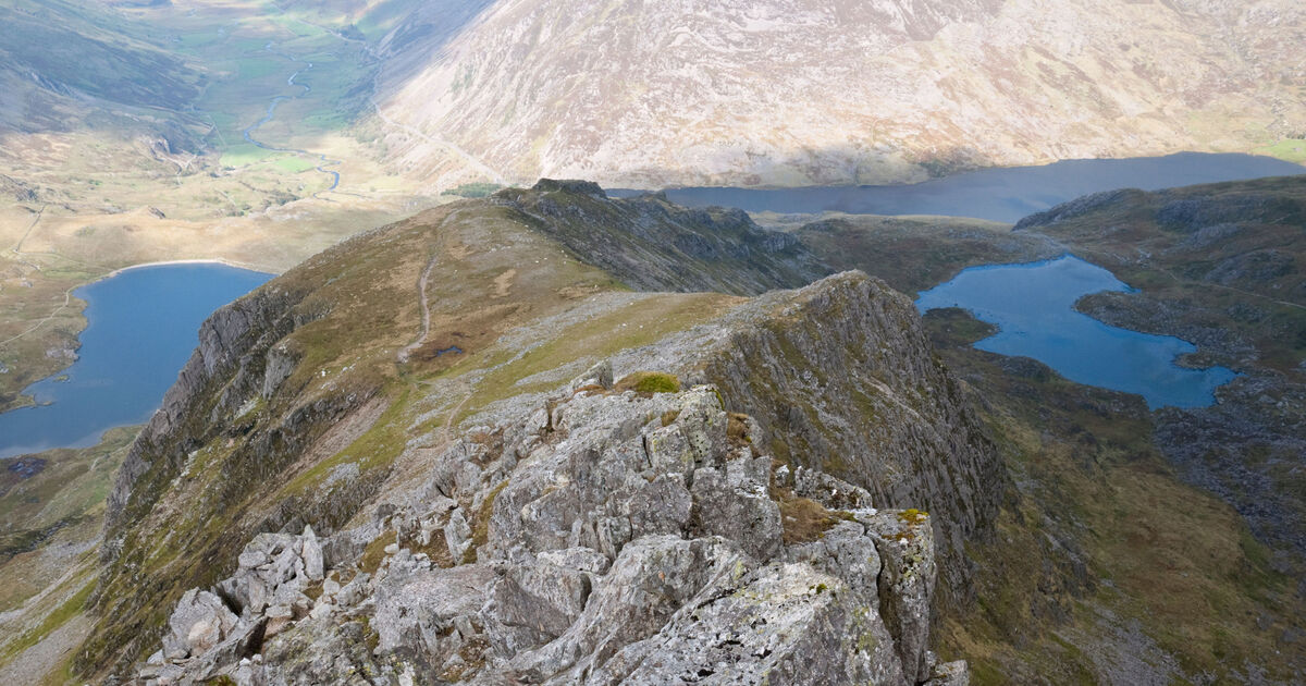 Climber dies after falling from Welsh mountain ridge