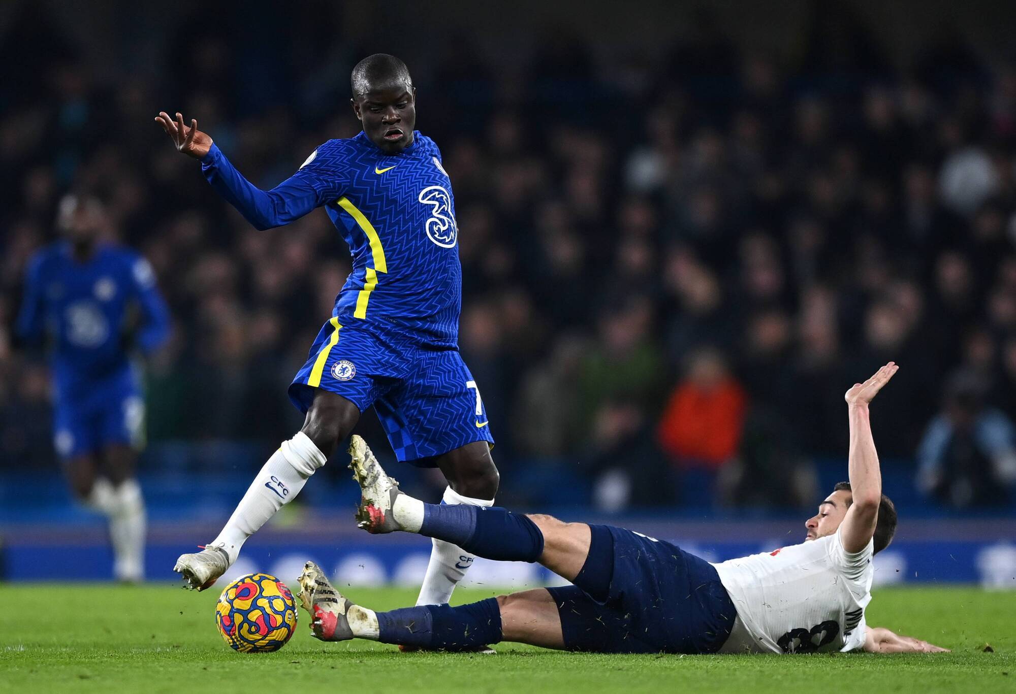 Chelsea’s N’Golo Kanté returns to training as club target new deal
