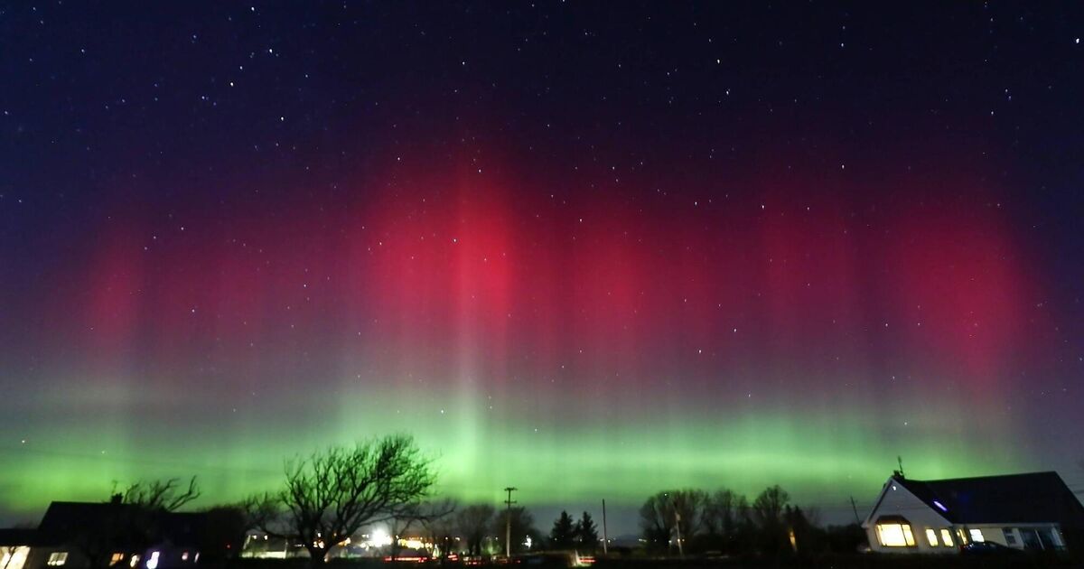 Northern Lights: Stunning green and red display brightens Irish sky