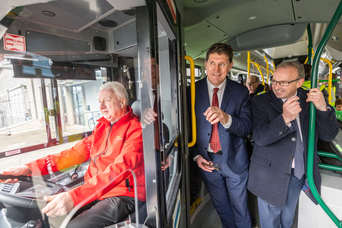 Free public transport 'would see a fall-off in walking and cycling'