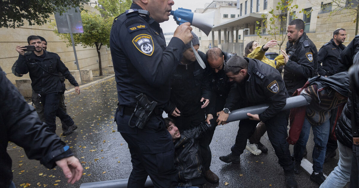 Prominent Israelis urge UK and Germany to cancel Netanyahu visits