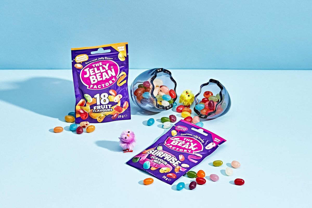 Weekend Loves: Elton's specs, Easter treats, and mystery art