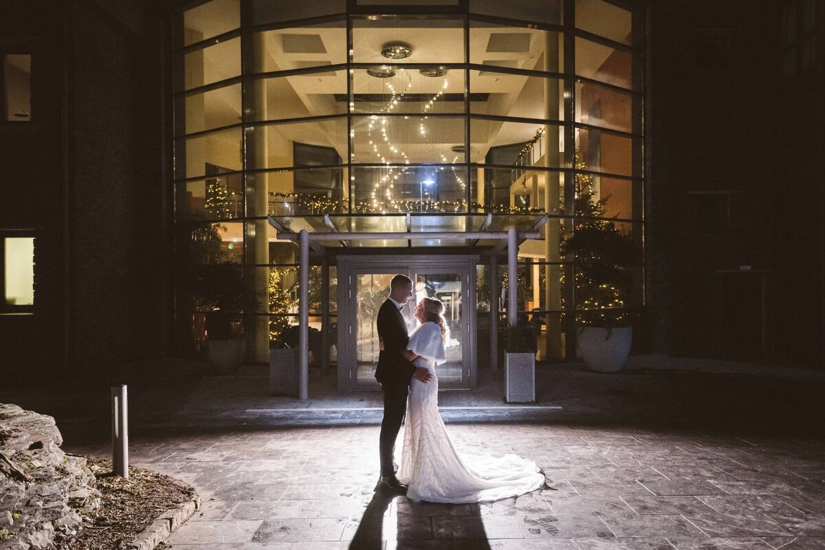 Wedding of the Week: Kelly and Martin returned from a land down under ...