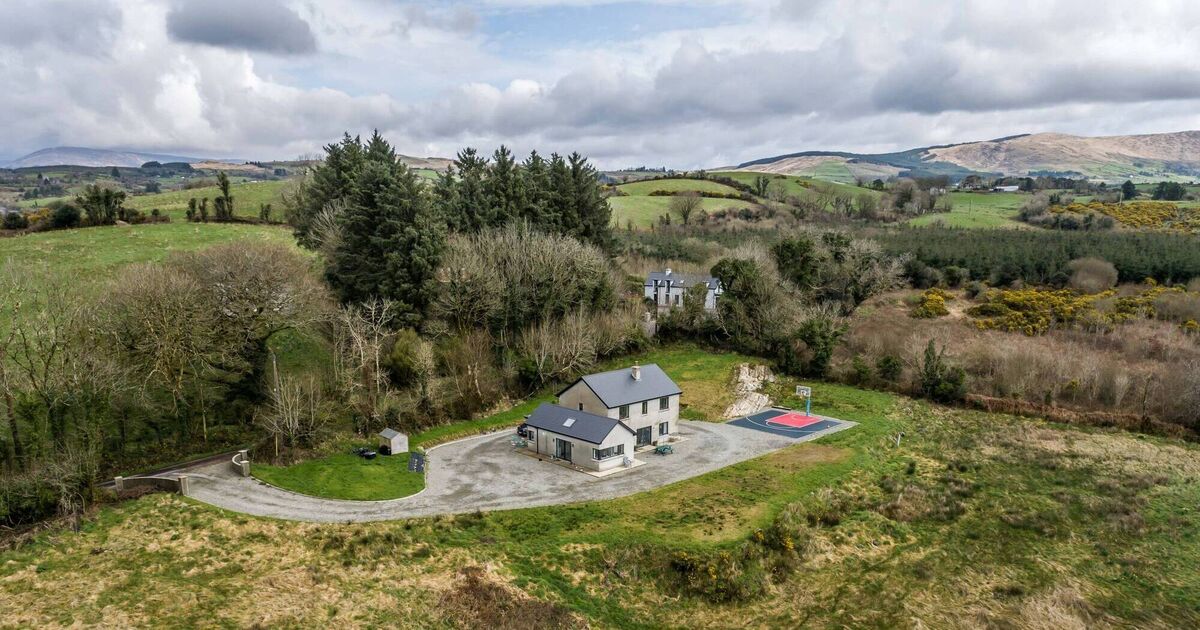 Modern home, four acres, high spec finish - could it be a slam dunk?