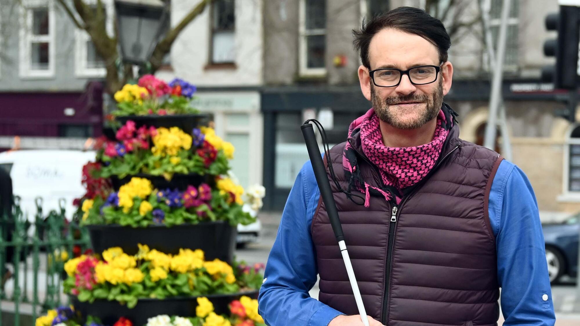 How an iPad helped a 95% blind Cork artist to create again