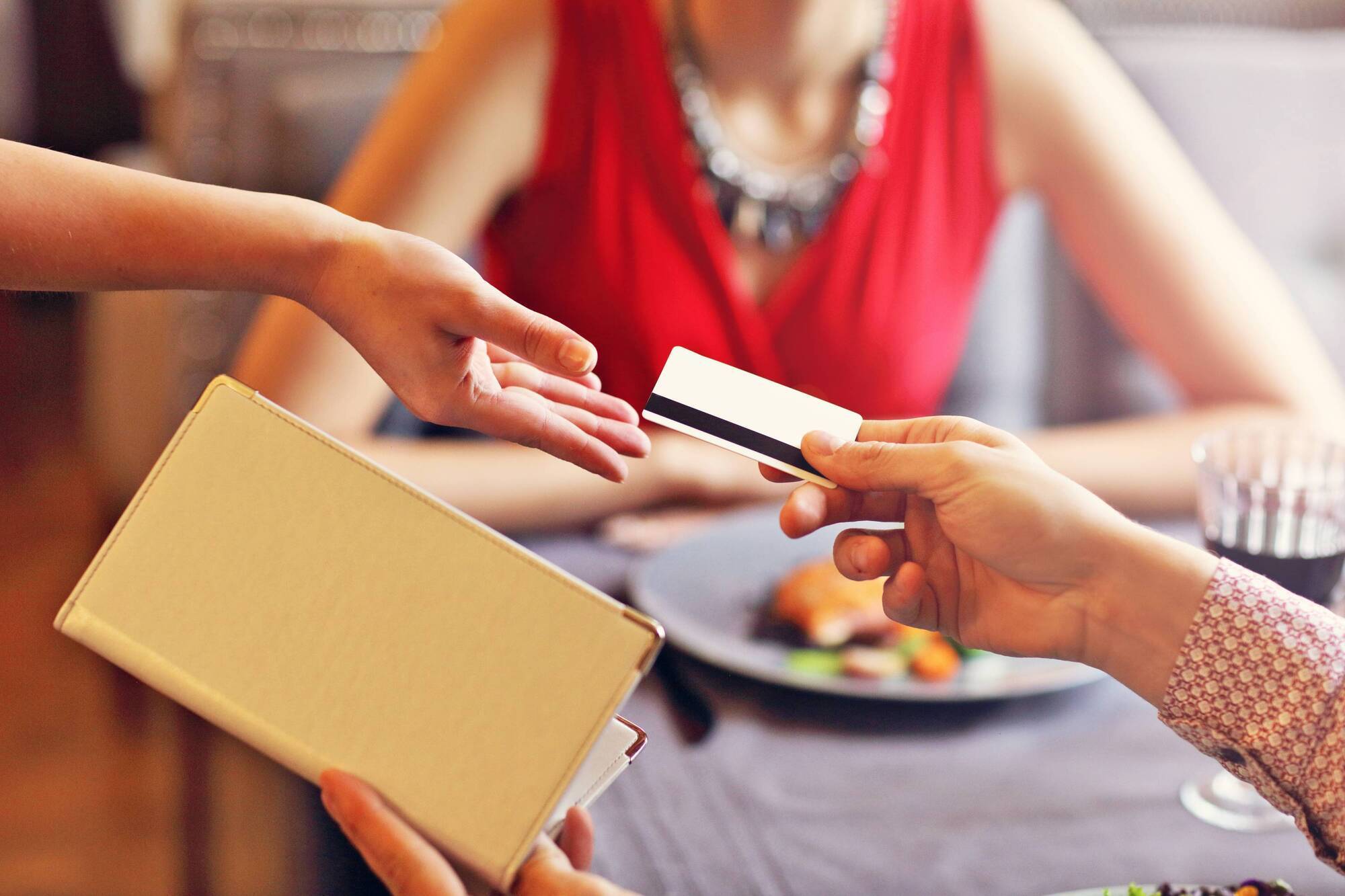 Consumer Corner: Is €10 enough of a tip for great service? What ...