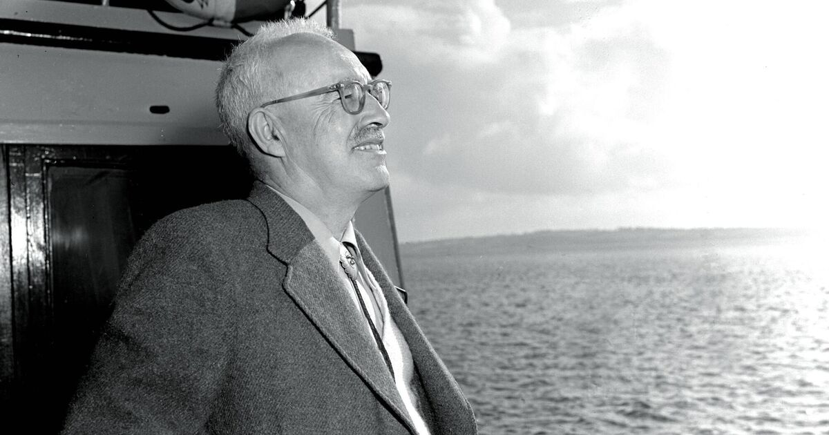 Michael Moynihan: Frank O’Connor’s book cover images show Cork life ...