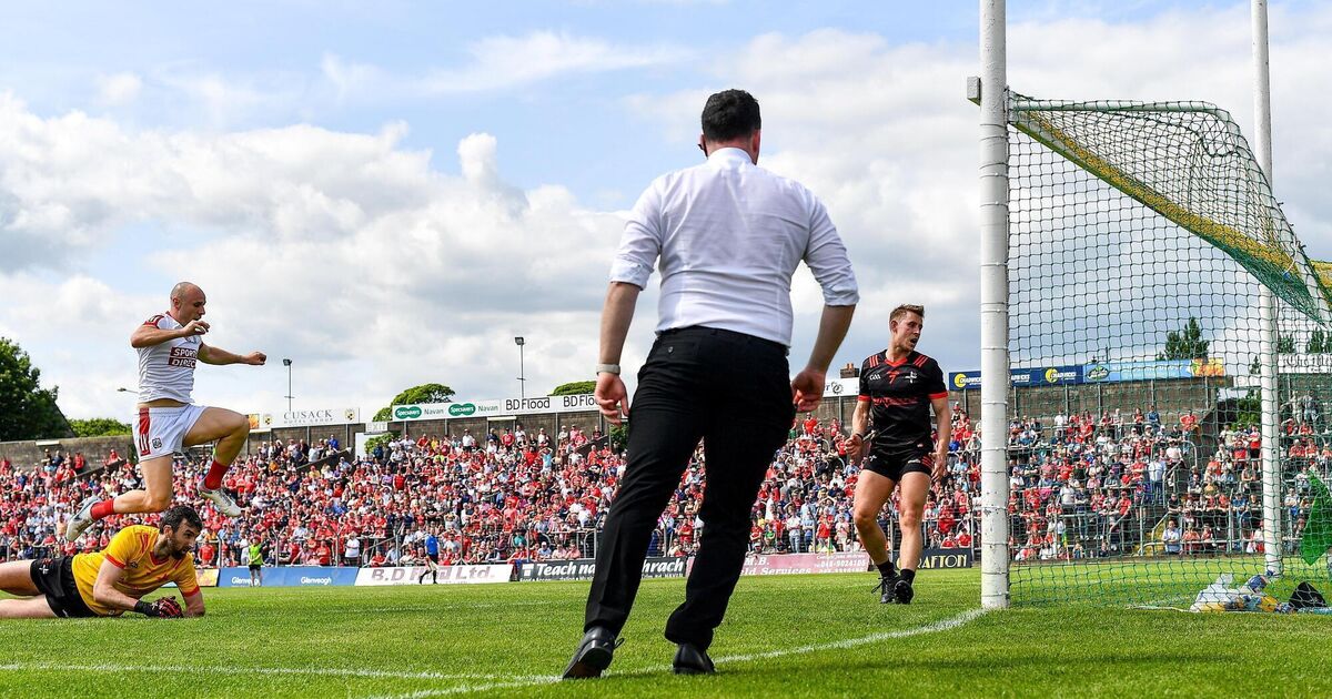 Cleary off the mark as Cork hang tough for vital win over Louth