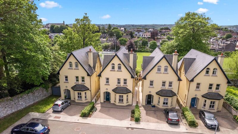 Swish city hideaway in former stable yard off Cork's Blackrock Road for ...