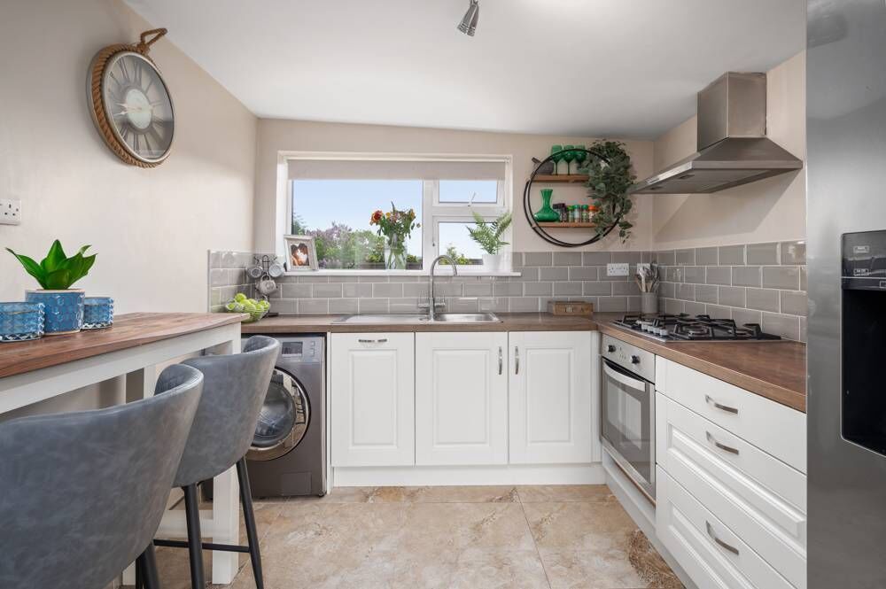 Superbly re-worked Ballyvolane bungalow on the market for €345,000