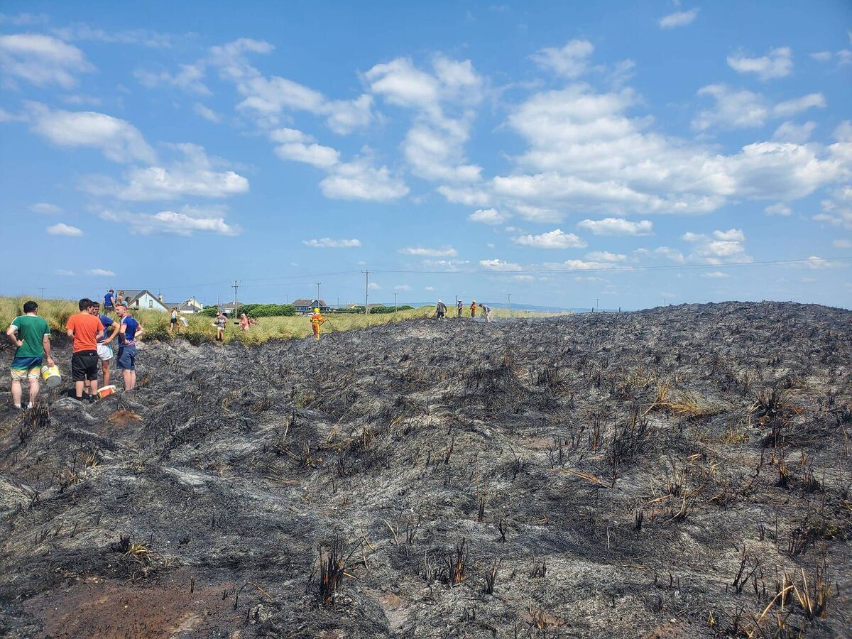 Local response praised after major dune fire at Maharees beach