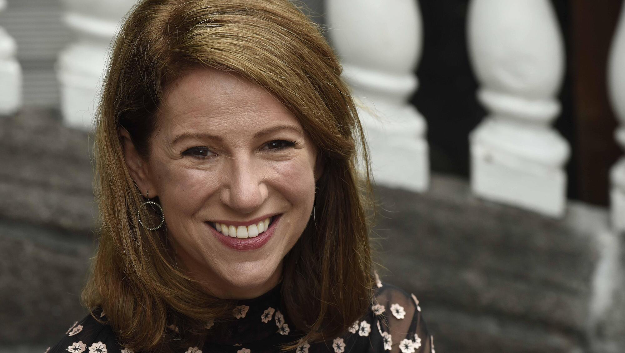 Hazel Gaynor: (Re)writing history - the timeless appeal of historical ...