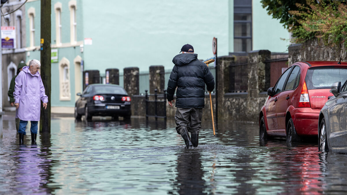Lifeguards hit by lightning on Kerry beach; Tralee supermarket ...