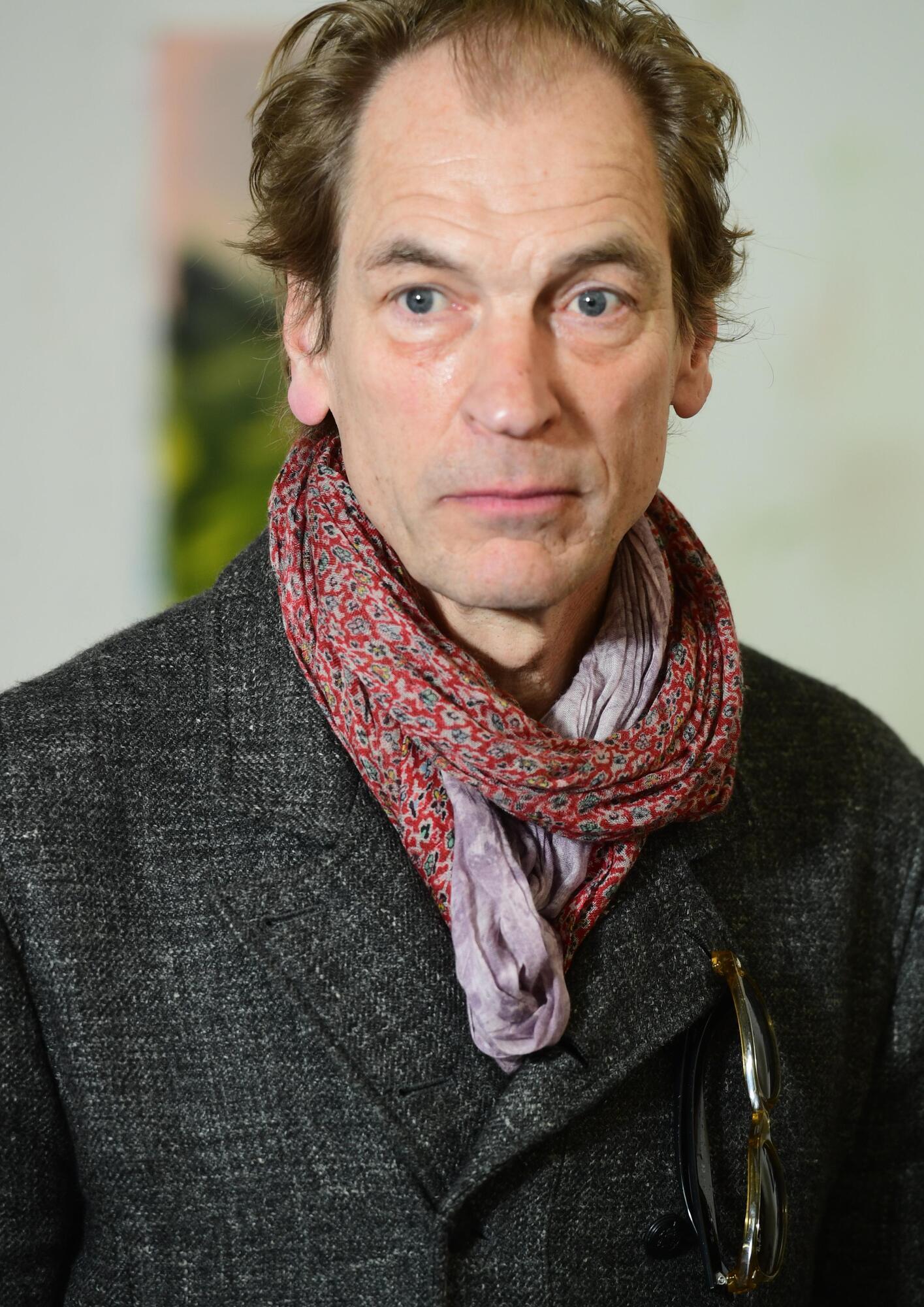 Further mountain search finds no trace of missing actor Julian Sands