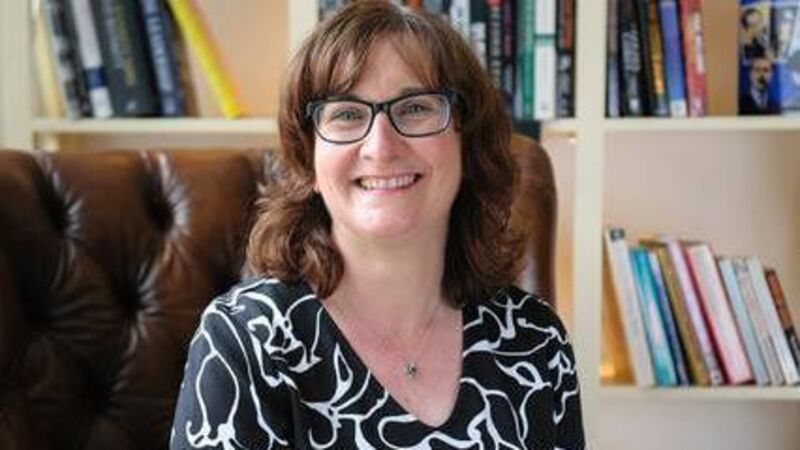 Books Are My Business: Joanne Hunter, Books at One