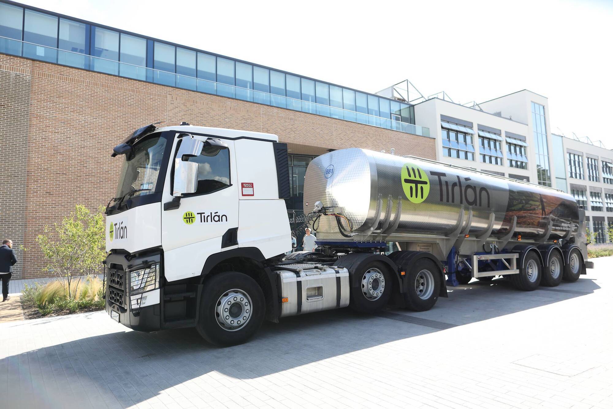 Tirlán drops June milk price by 2c