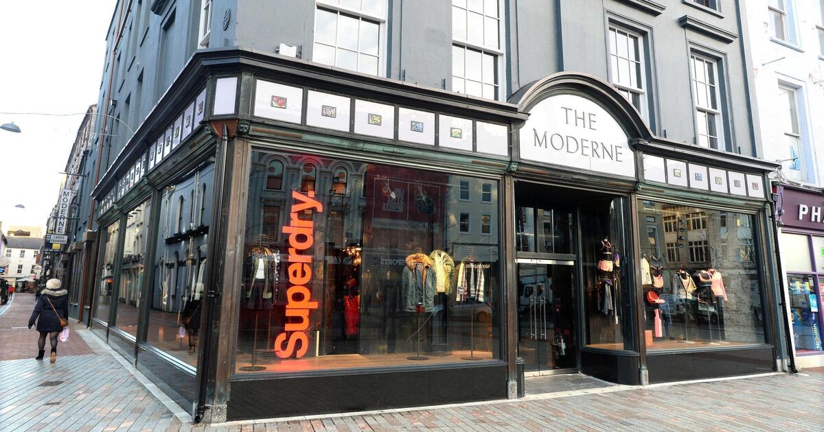 Superdry records €25m loss as turnaround flounders