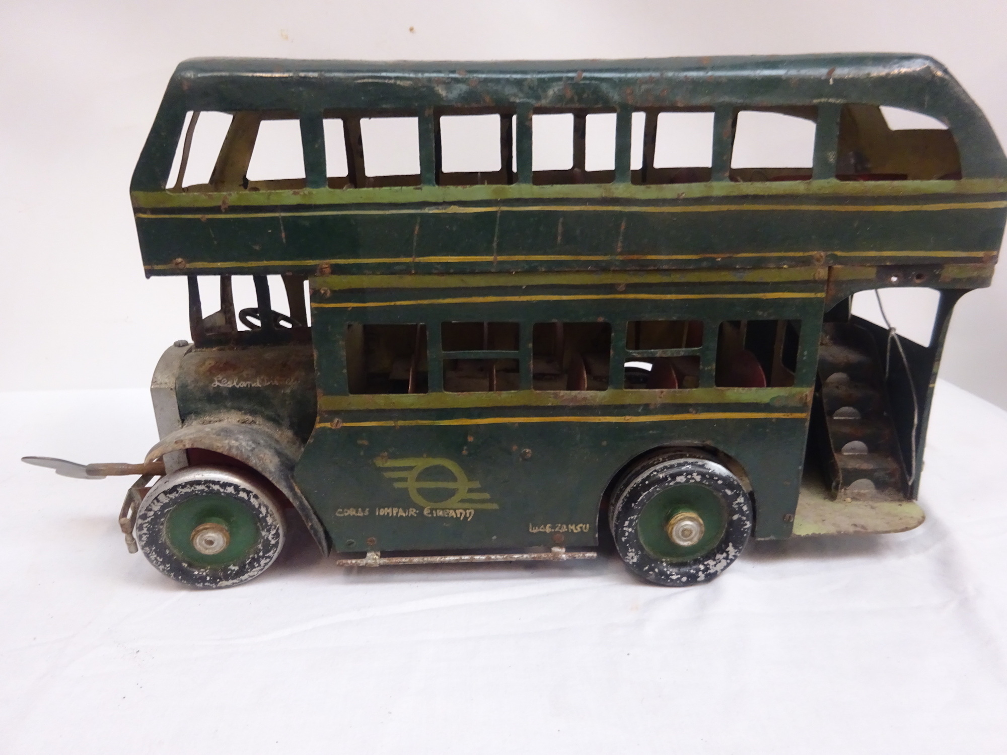 Auction at Lynes and Lynes has something for everyone