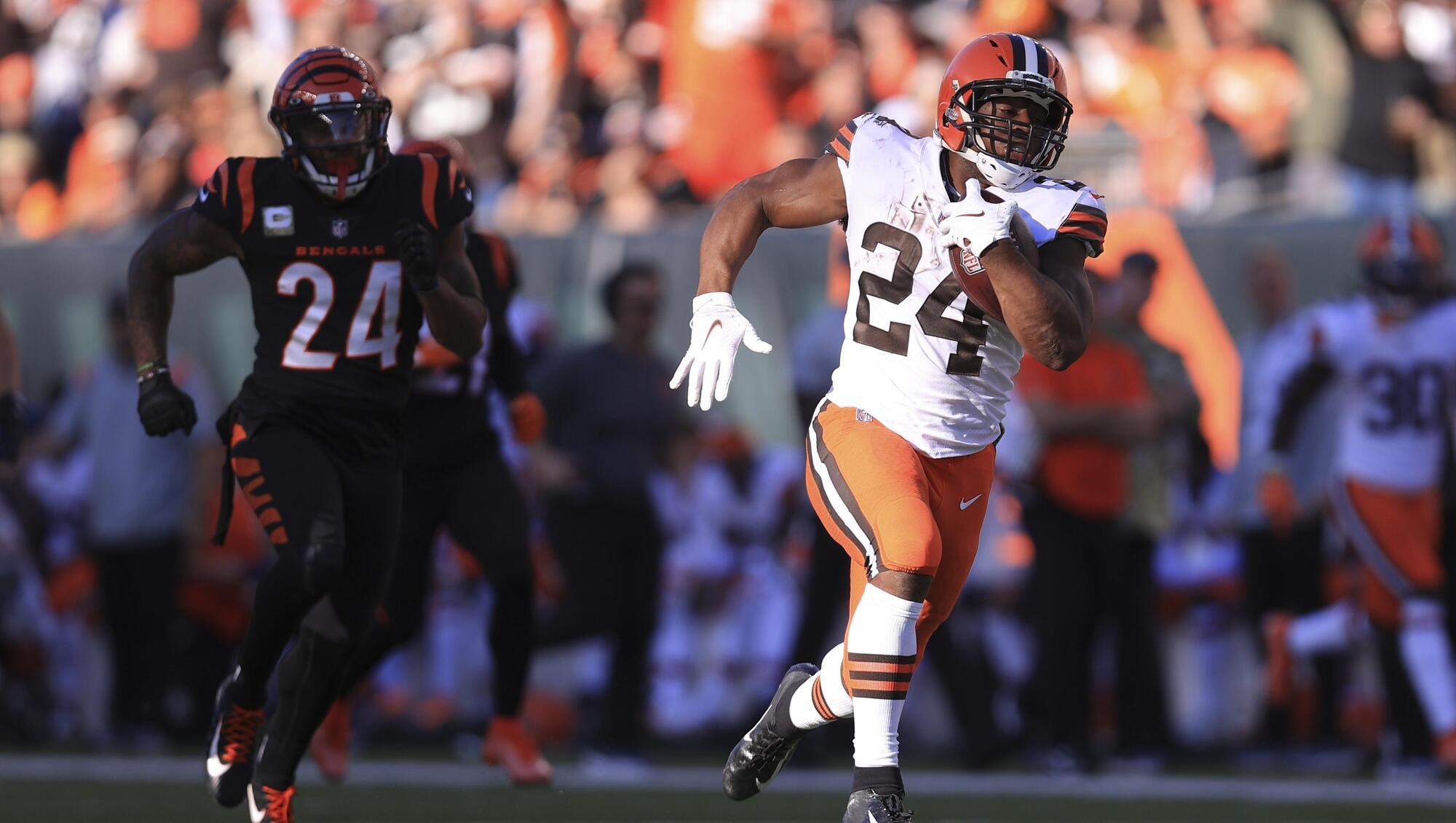 Cleveland Browns fumble way to defeat as Nick Chubb suffers knee injury