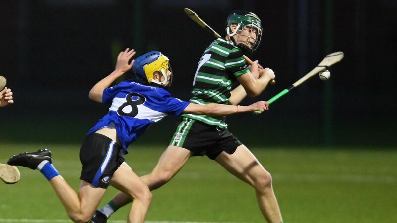 Douglas hold off late Sars fightback to secure minor final spot