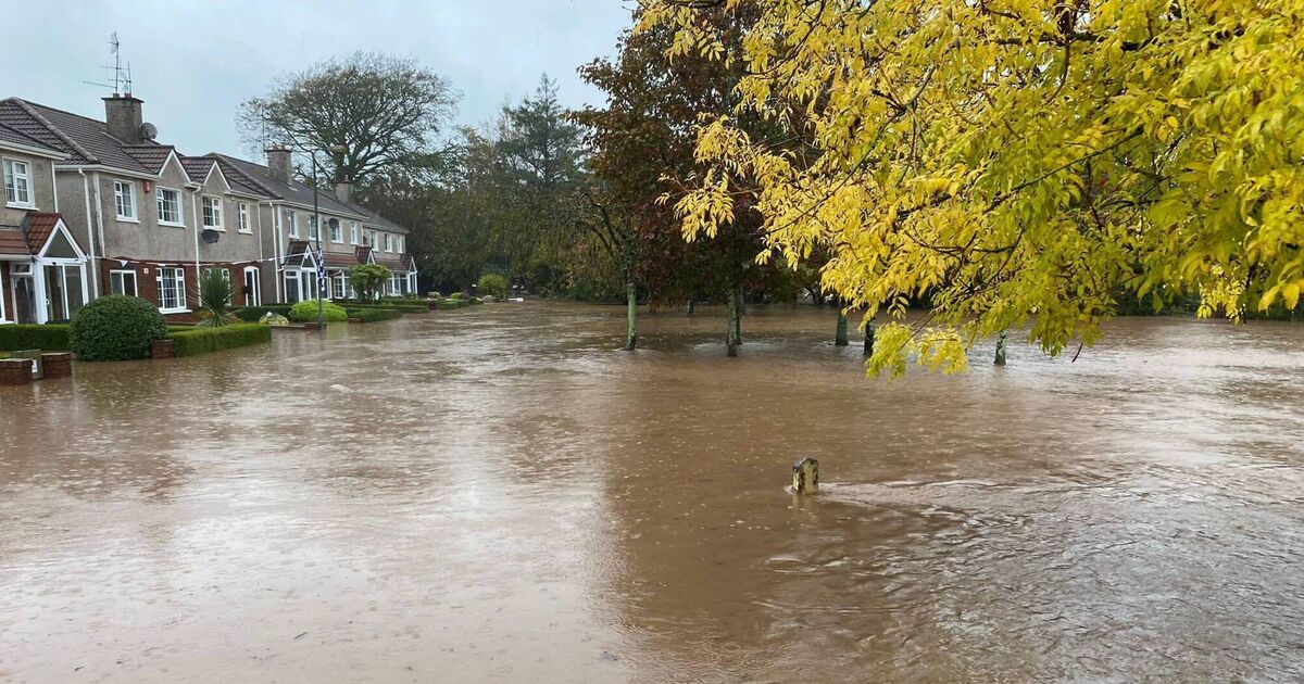 Peak tide passes in Midleton without further floods; Orange warning for ...