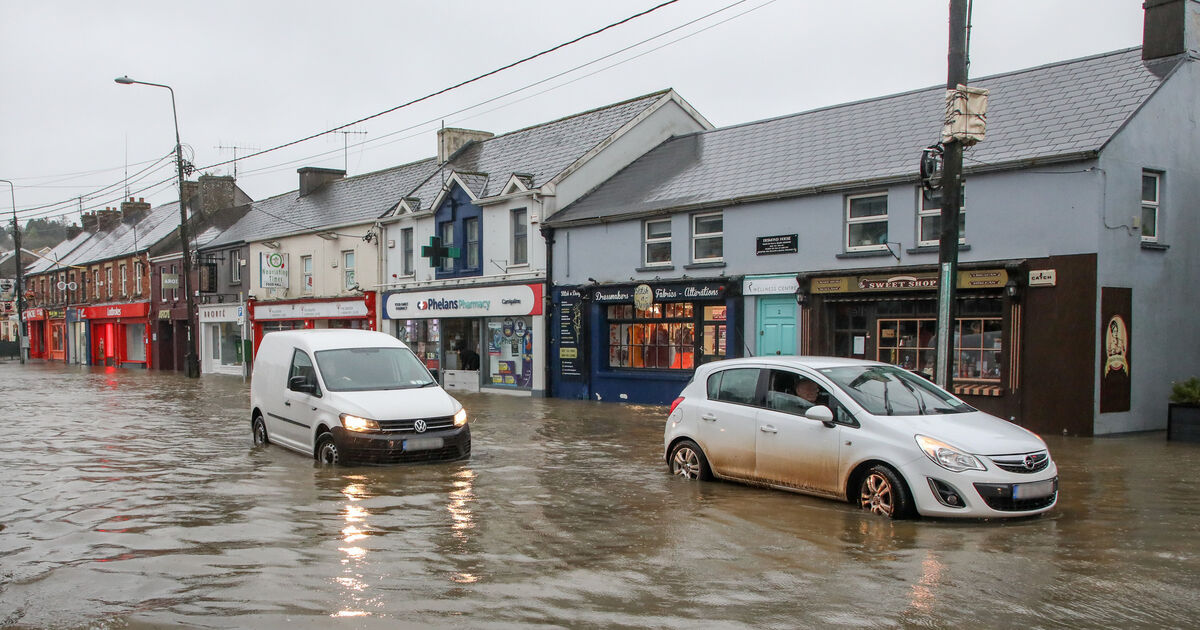 Heavy rain to hit Munster and Connacht as Met Éireann warn of flood risk