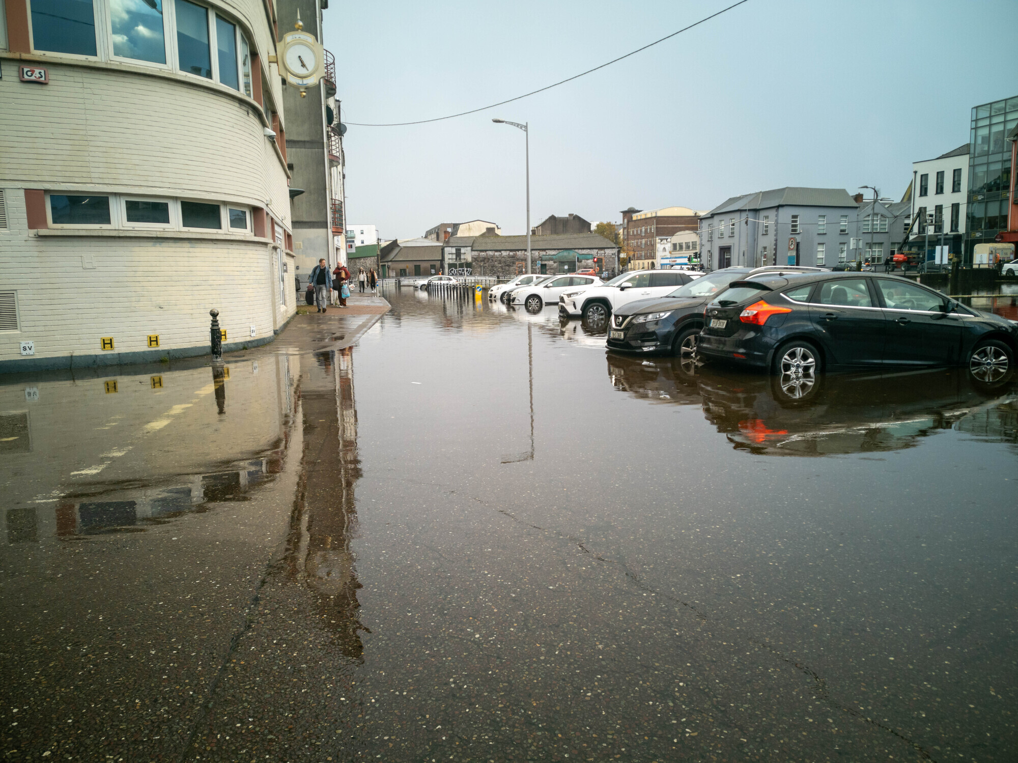 Cork City roads closed due to flooding after heavy rain
