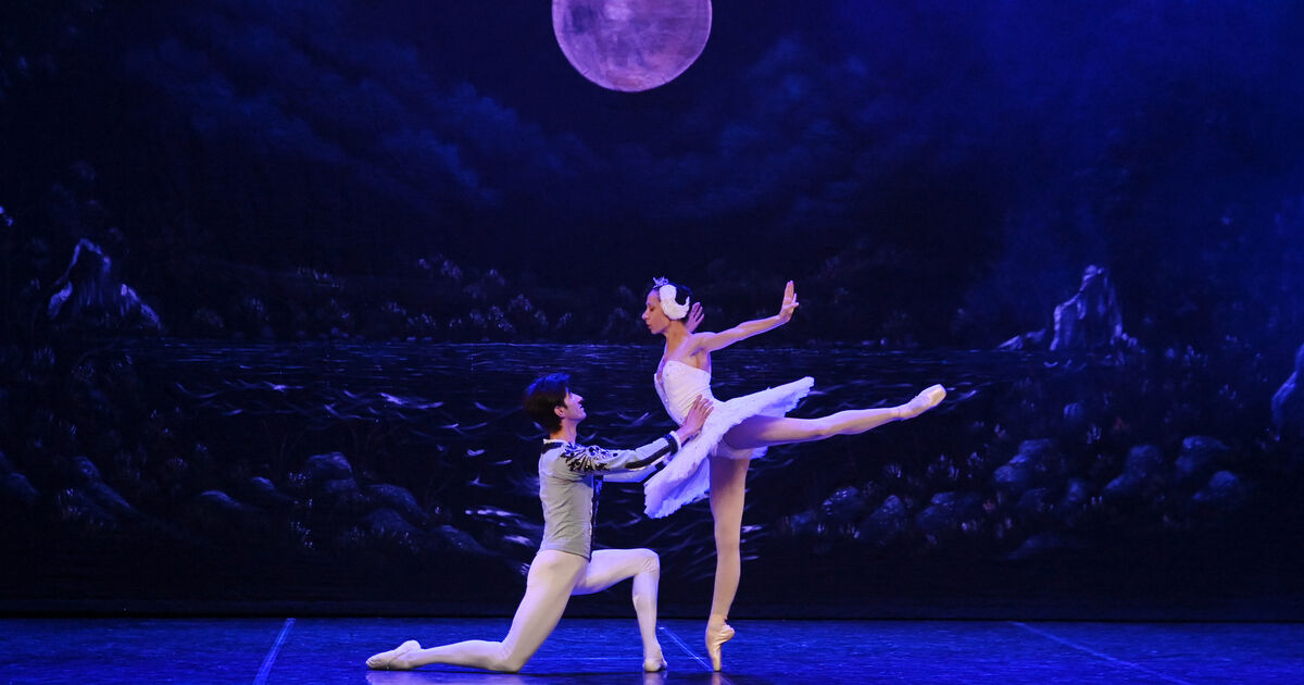 In pictures: Cork City Ballet brings Swan Lake to Cork Opera House stage