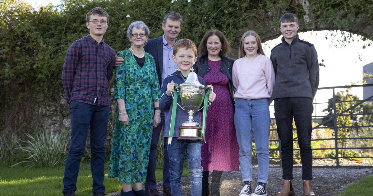 Limerick farm family crowned winner of quality milk awards