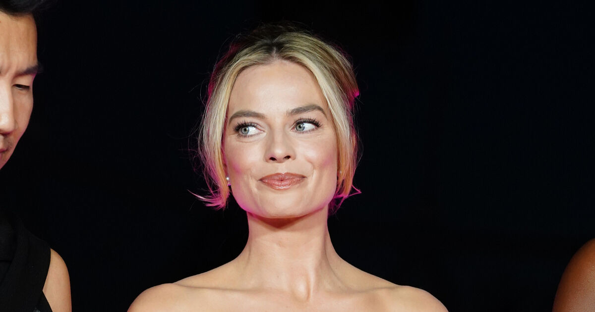 Margot Robbie loses voice at her first premiere since US actors’ strike