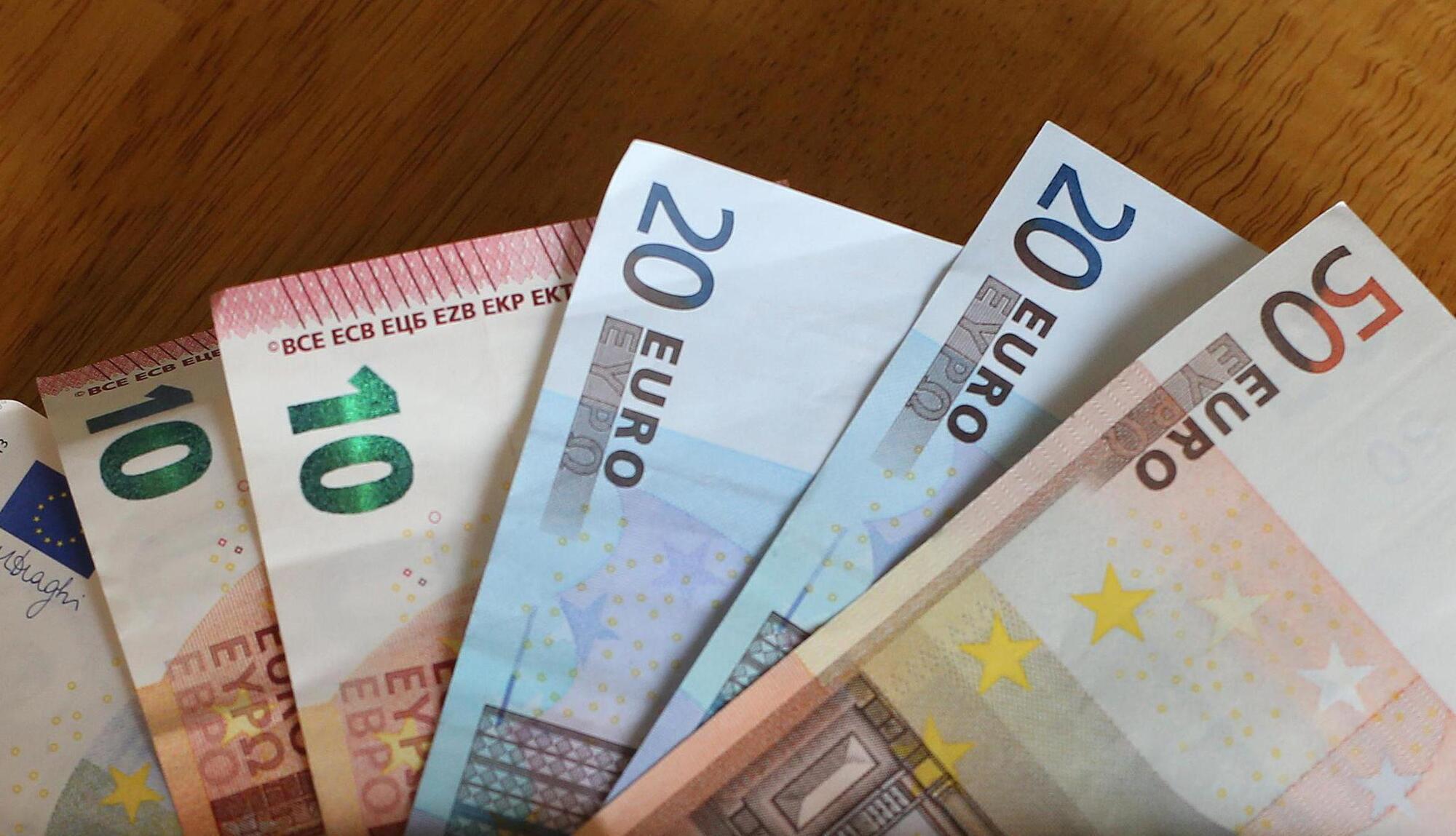 Irish banks 'likely to continue to drive profitability' on deposit and ...