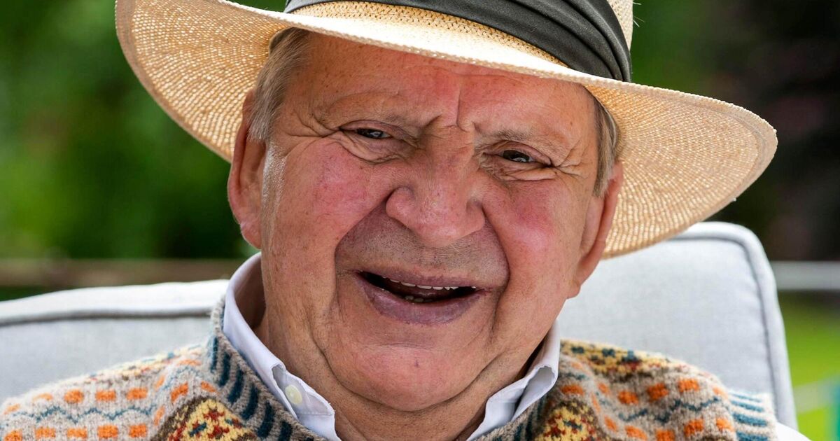 Obituary: Jonathan Irwin, gentle giant of Irish society whose work ...