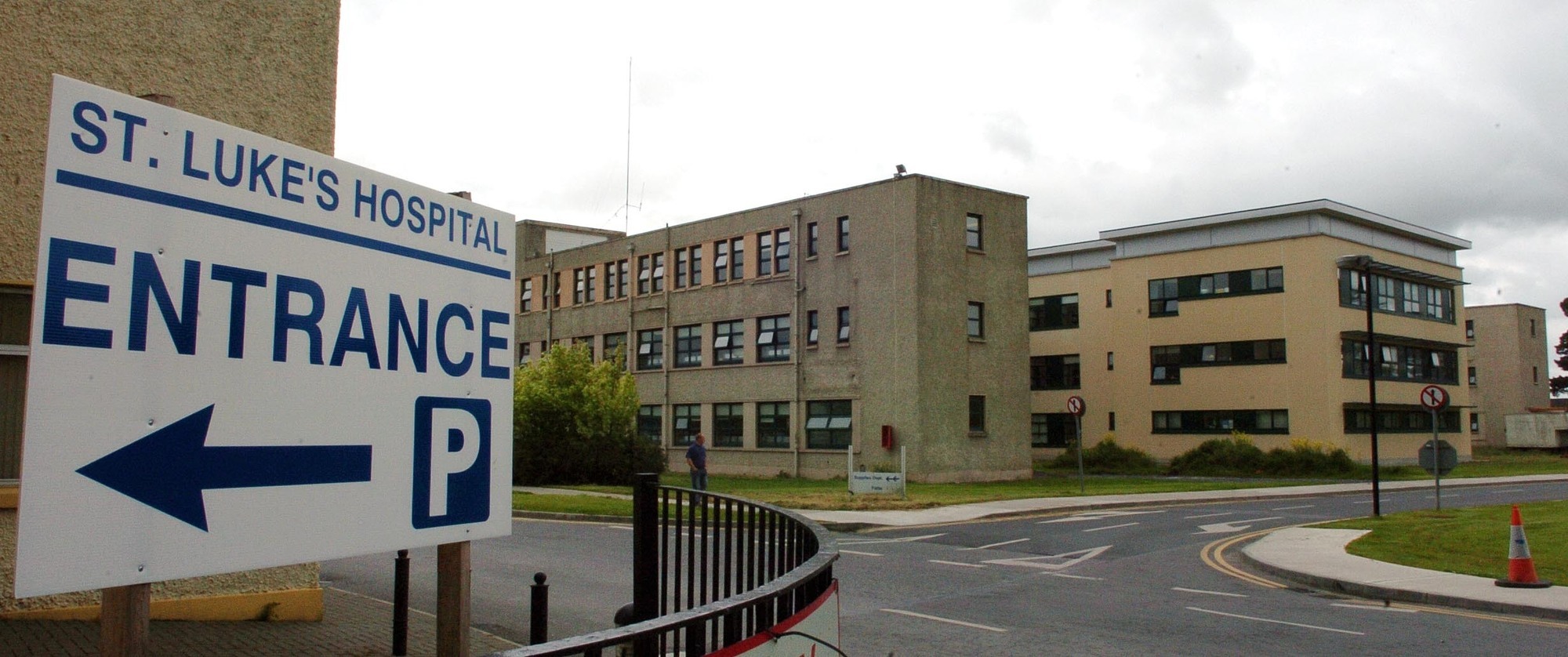 Hospital apologises for failings in care to mother and unborn son who died
