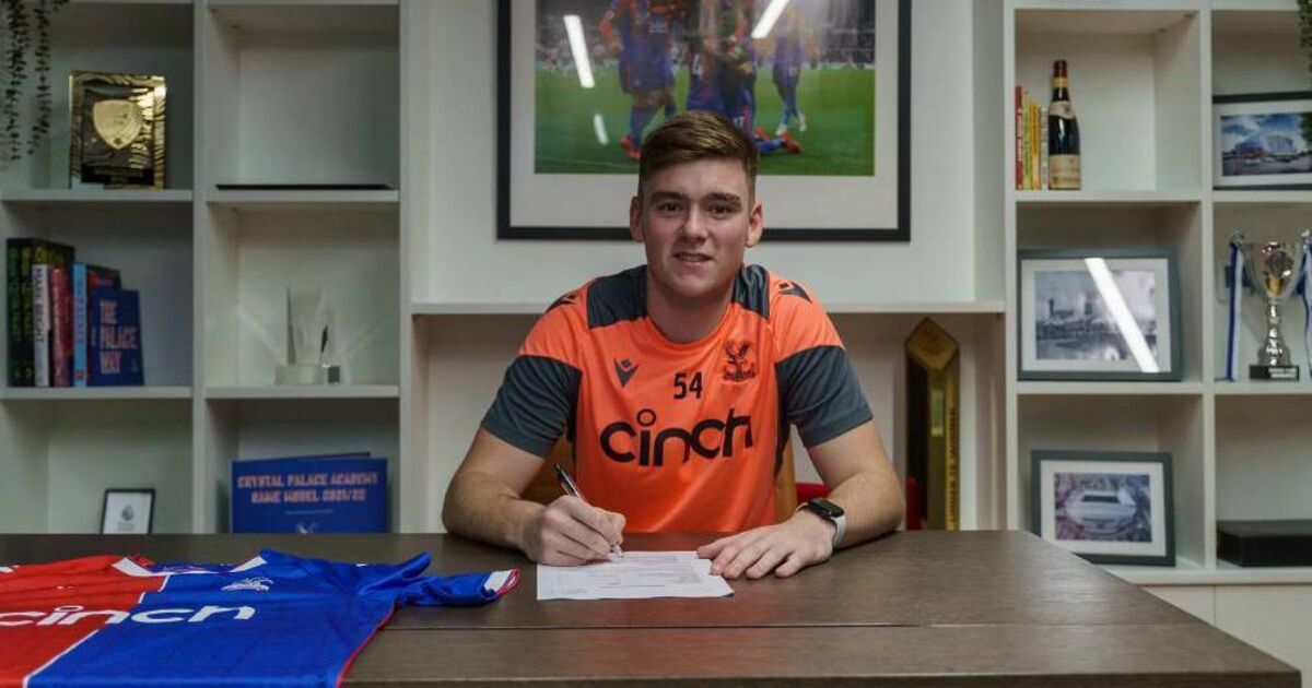 Ireland U21 defender Seán Grehan signs three-year deal with Crystal Palace