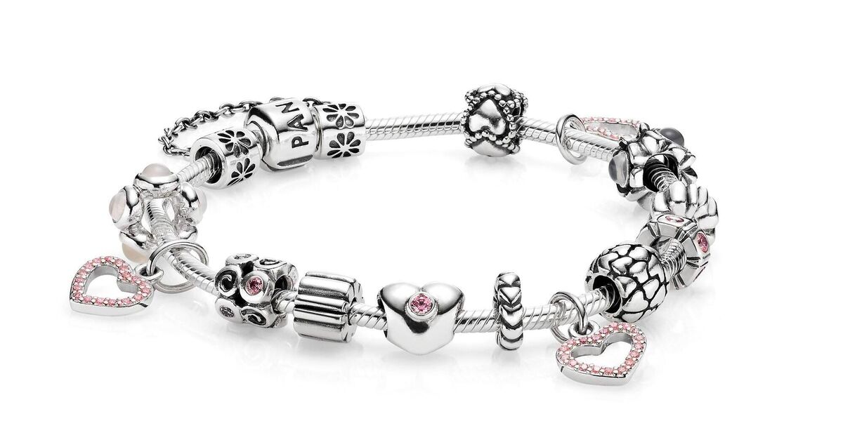 Pandora shares rise following successful ad campaigns during Christmas