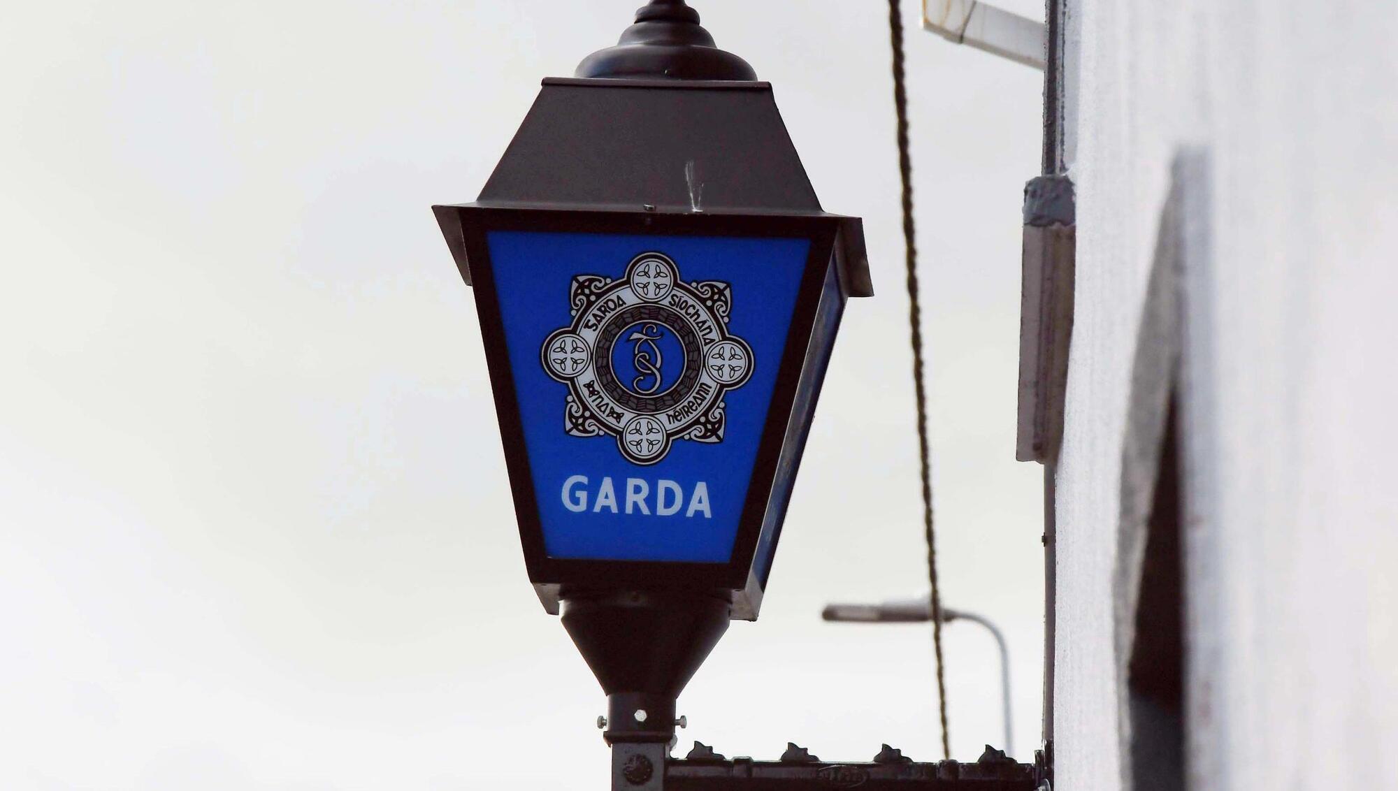 Witness appeal after man armed with machete threatens staff during ...