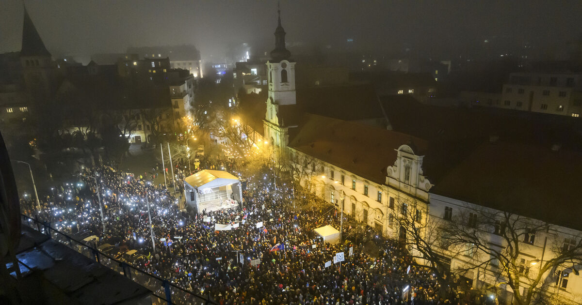 Thousands rally across Slovakia to condemn changes proposed by prime ...