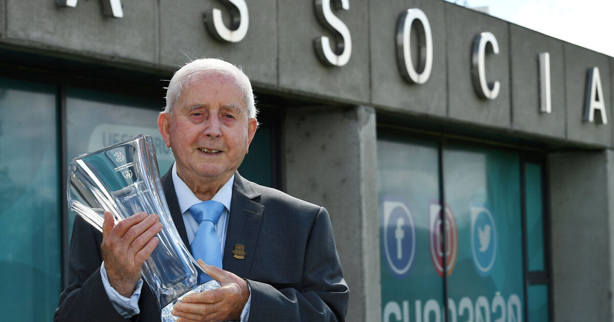 Trailblazer Charlie O'Leary celebrates 100th birthday