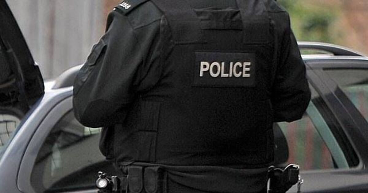 Police 'target six key IRA suspects' who received 'comfort letters'