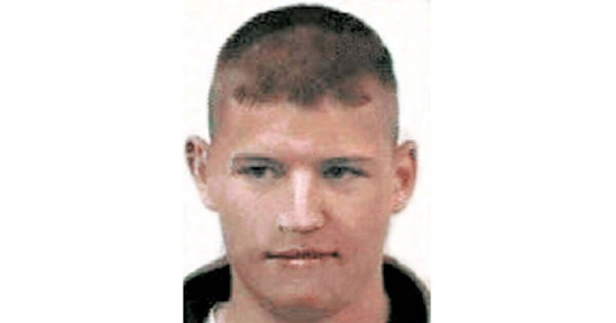 PSNI urges killer on run Valliday to give up