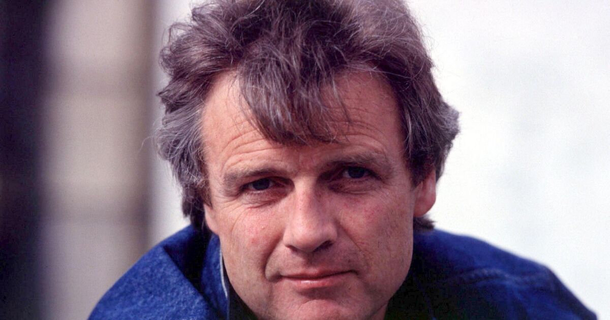 Former Glenroe actor Emmet Bergin dies
