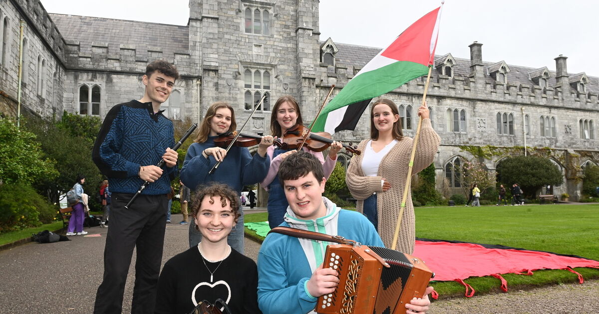 UCC students lead protests against 'scholasticide' in Palestine