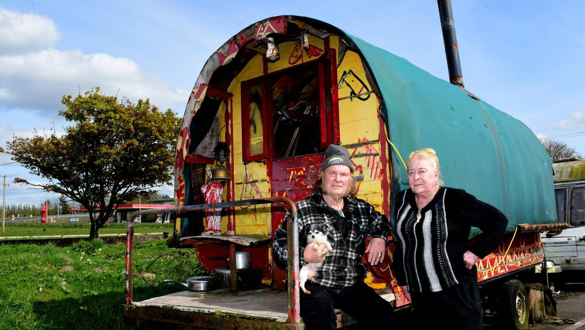End of the road for Wanderly Wagon: Last Travellers living in barrel ...