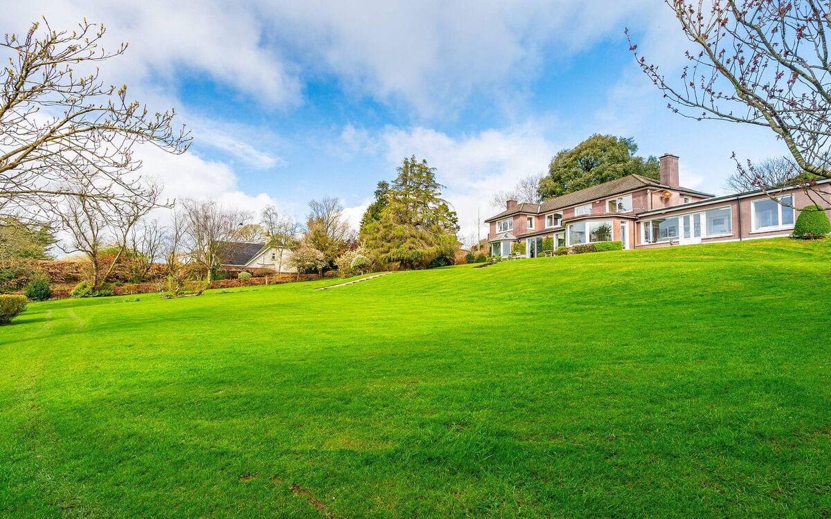 Crosbie home and lands in Cork's Montenotte could be a scoop for a ...
