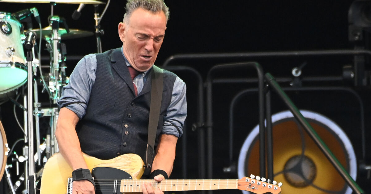 Tears fall in Kilkenny as Bruce Springsteen pays moving tribute to ...