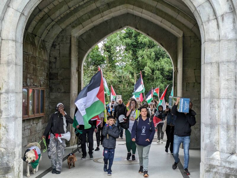 800 people march through Cork City in support of Palestine