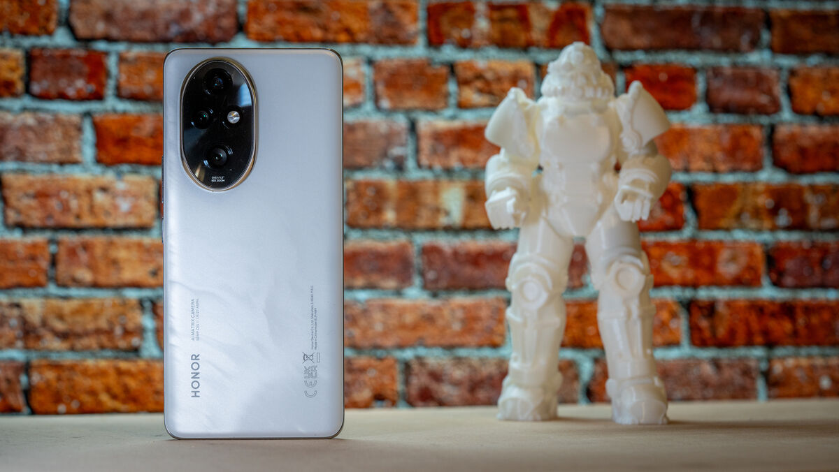 Honor 200 Pro smartphone: Stunning portraits with cutting-edge features ...