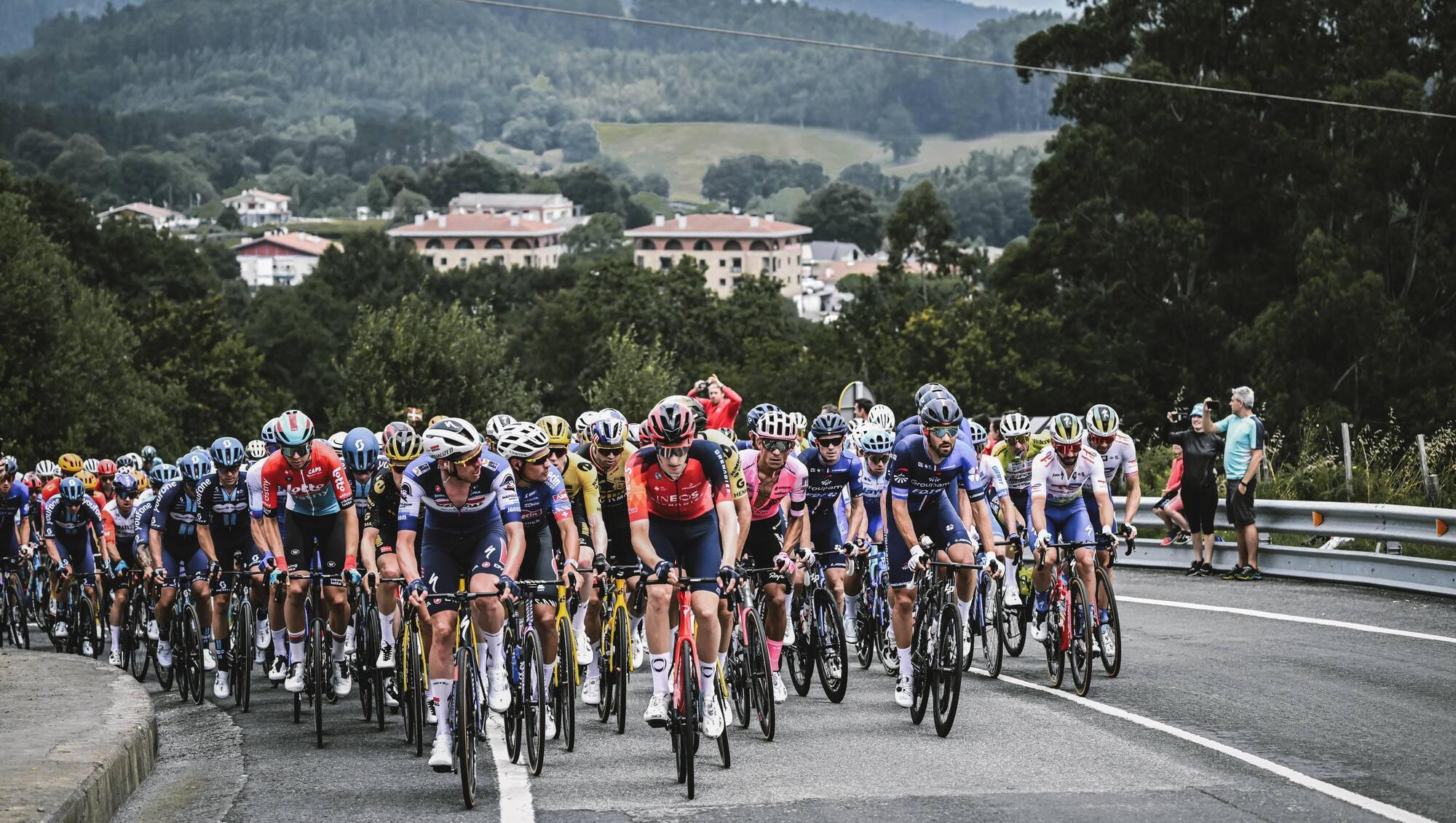 TV and Streaming Highlights: Tour de France saddles up on TG4