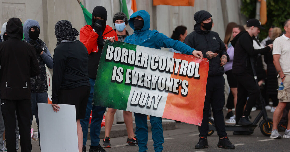 Protesters set up new camp at Coolock site earmarked for asylum seekers